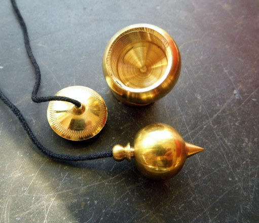 Das Besondere finden bei Tausendschön: Edelsteinschmuck, Pendel ...